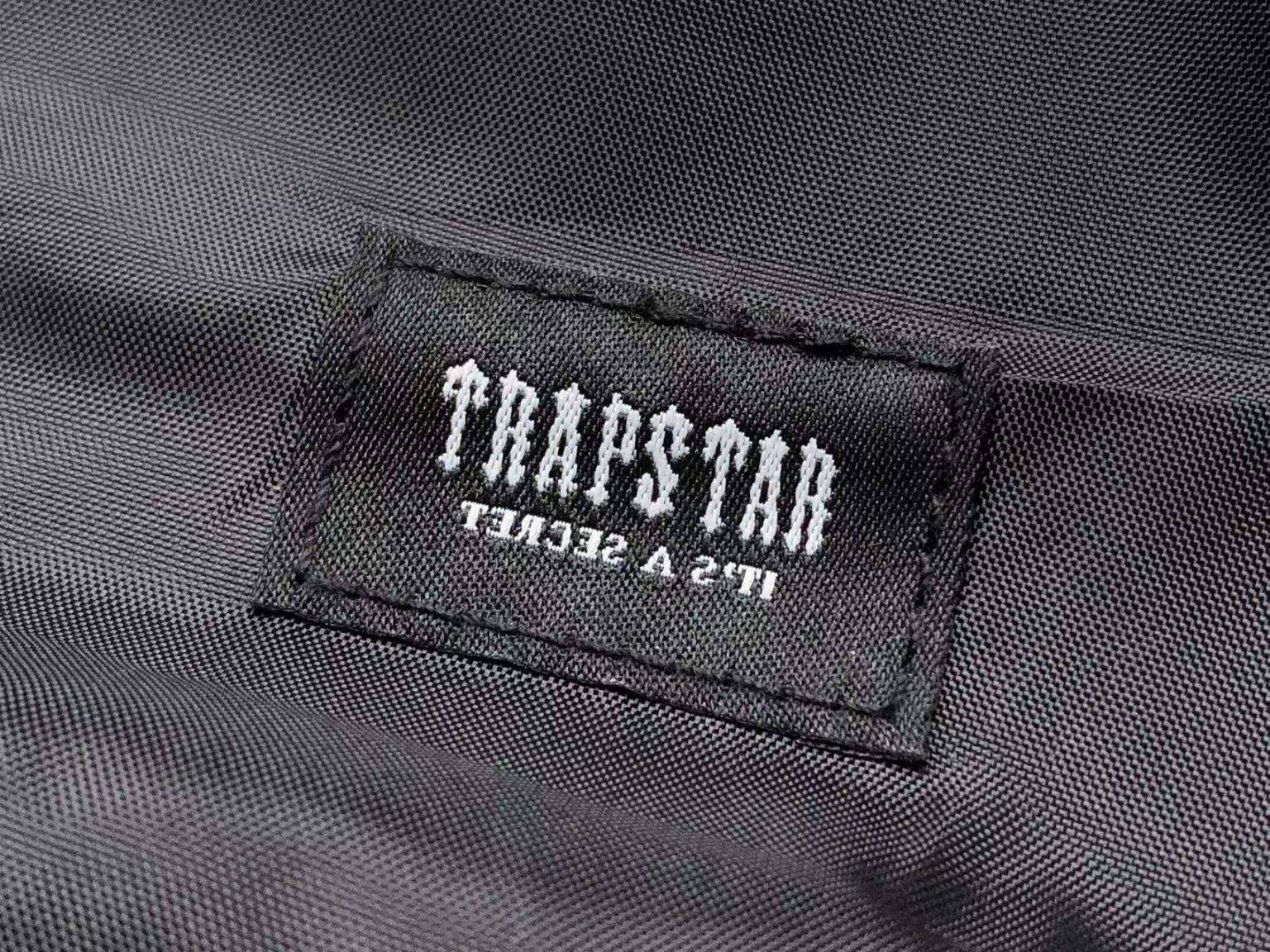 TRAPSTAR COBRA RUCKSACK – ROPAS BOOM